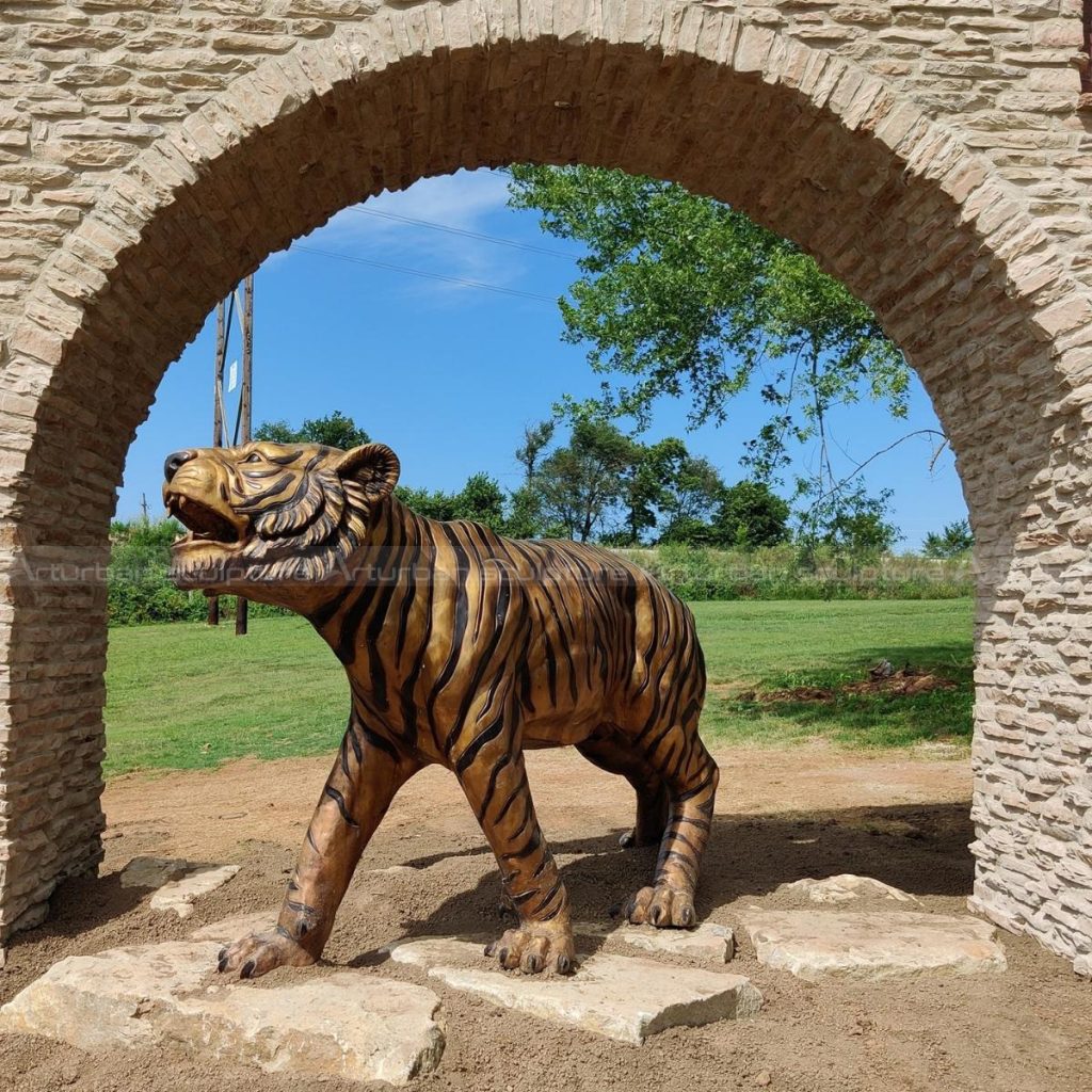 Tiger Lawn Statue