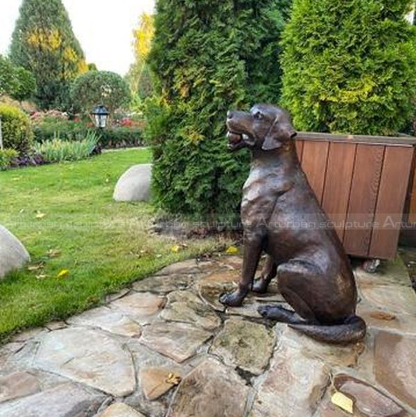 Labrador Dog Garden Statue