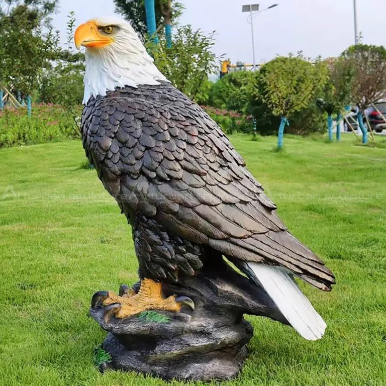 outdoor bald eagle statue- Arturban Sculpture Supplier