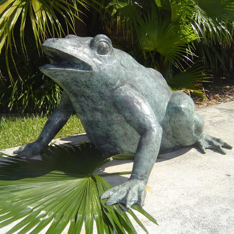 Frog Pool Fountain - Arturban Sculpture